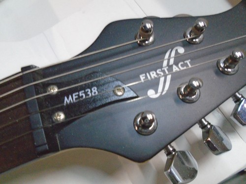 First Act Electric Guitar w/ Amp ME538 Red Solid Body | eBay