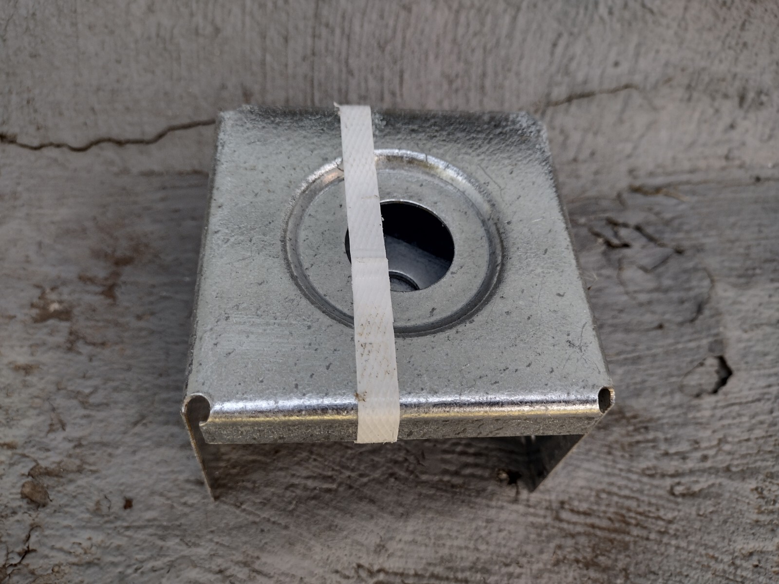 MiTek Dual-Sided 4"x4"'' Post Anchor (PA44E-TZ) | eBay