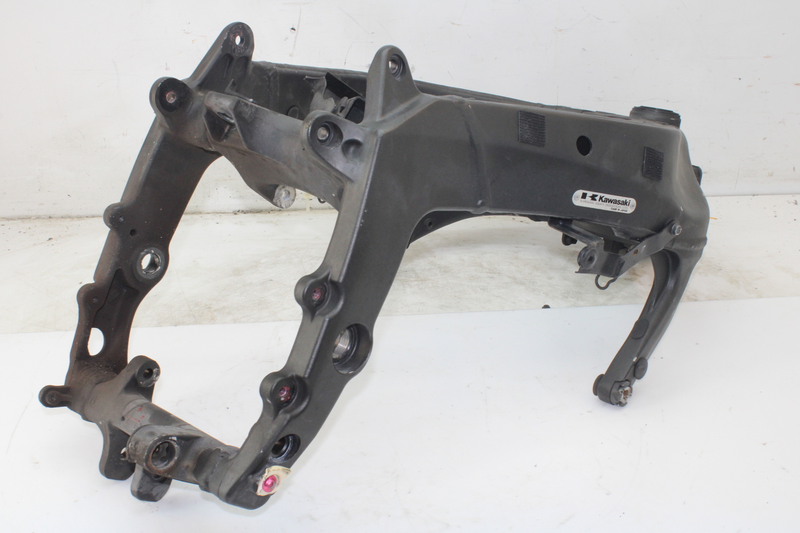 2013-2018 Kawasaki ZX6R 636 100% GOOD MAIN FRAME CHASSIS