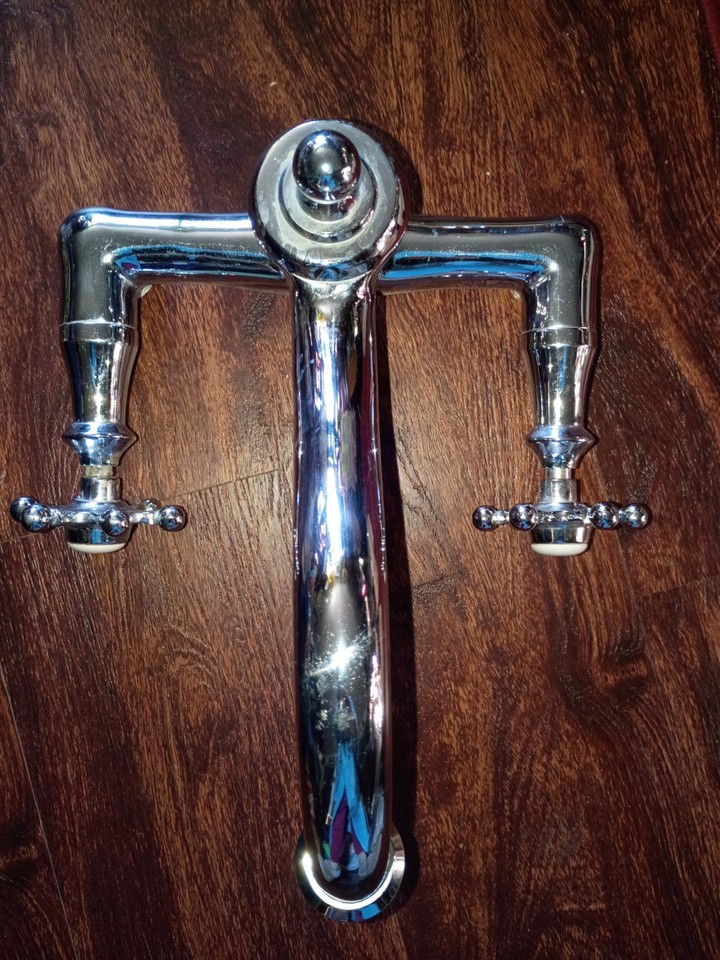 Gorgeous Heavy Chrome Vintage Bathtub Spicket W Porcelain Hot & Cold ...