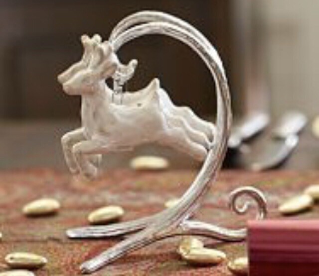 Pottery Barn Disc “Galloping Reindeer” Salt & Pepper Set w/Stand Free ...