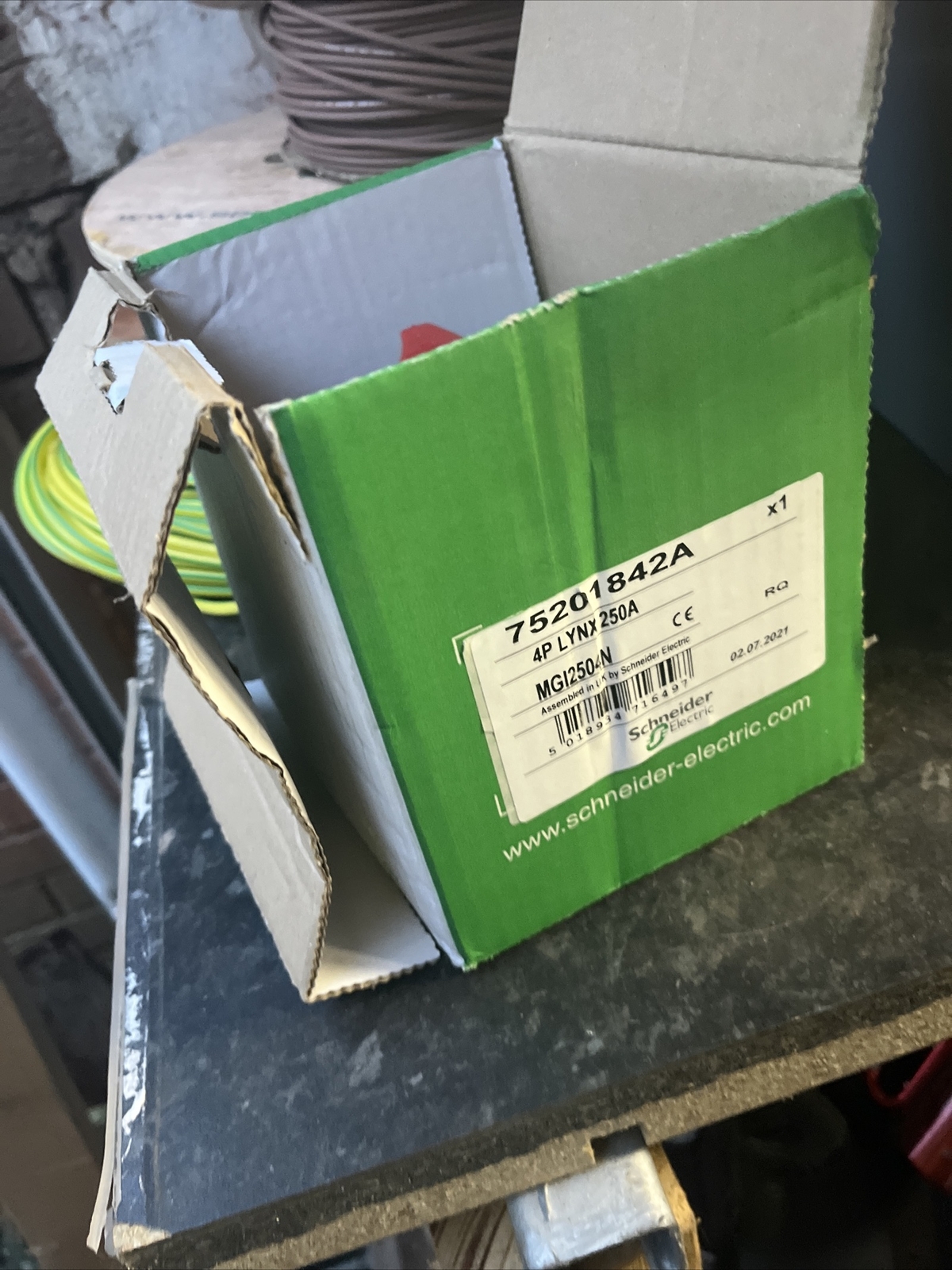 Mgi2504n Schneider 250a MCCB 4 Pole 3p N 3 Phase Main Incomer (b256 ...