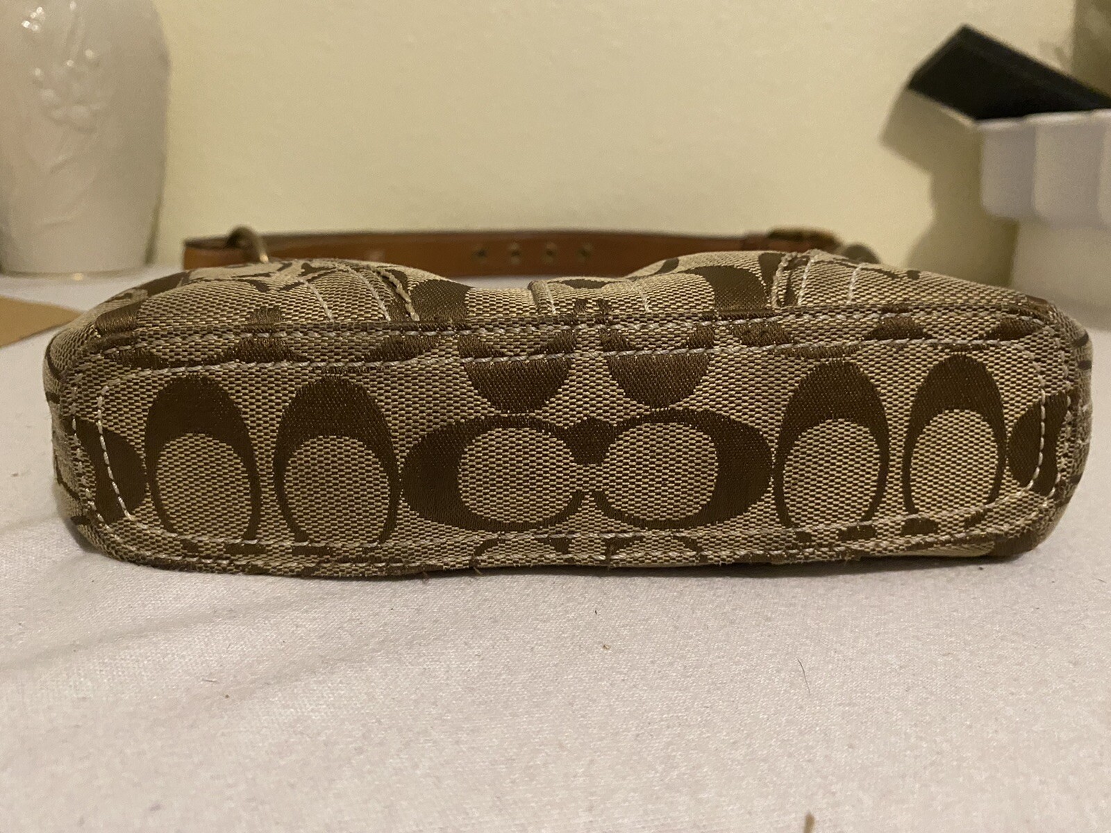 Coach Signature 10402 Crossbody Purse Shoulder Bag wi… - Gem