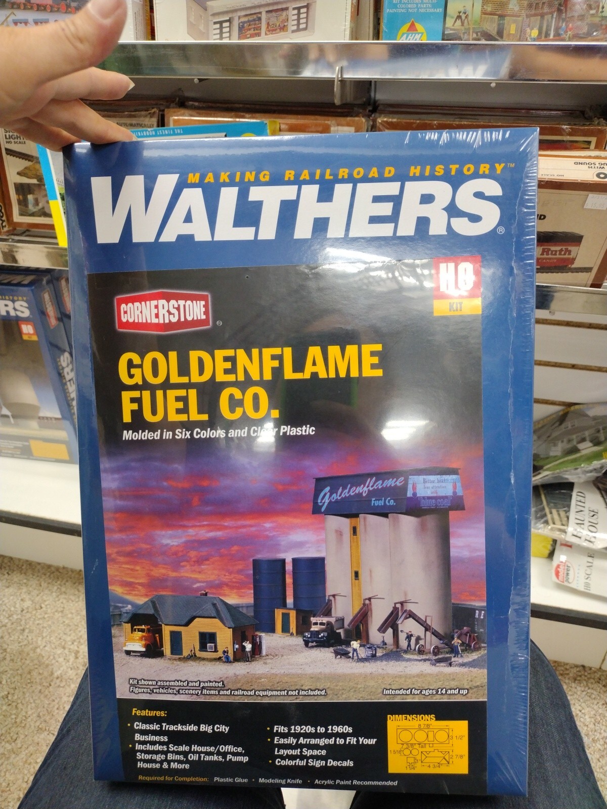 Ho Scale Walther's Goldenflame Fuel Co. 933-3087 | eBay