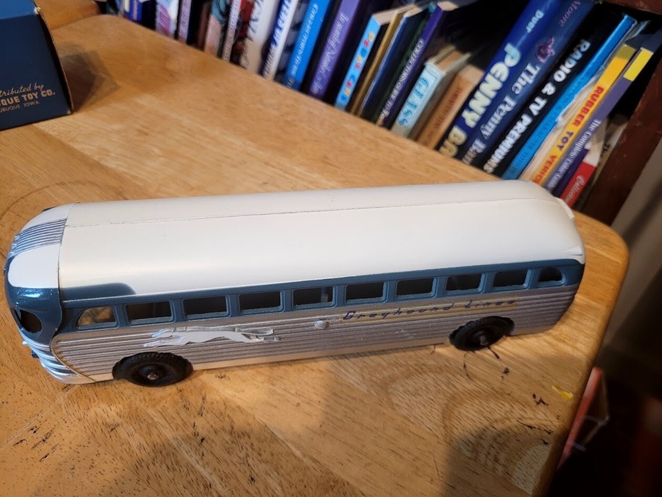 VERY NICE VINTAGE 1940s ERTL TOY CO. ALUMINUM GREYHOUND LINES TOURING ...