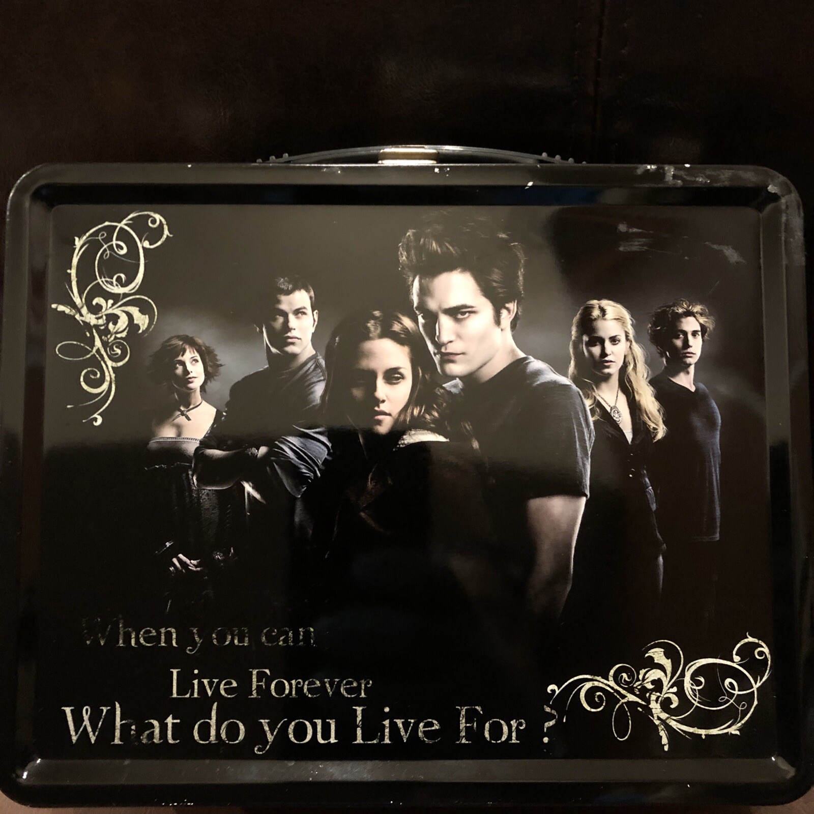 Twilight The Cullen Family Metal Lunch Box Black 8.5" x 7" Some ...