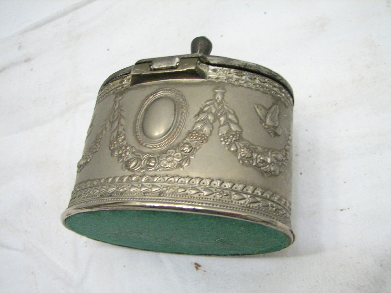 Vintage Ornate Victorian Sewing Pin Cushion Box Felt Lined Trinket Lid ...
