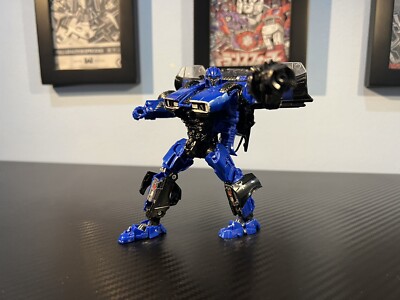 Hasbro Transformers Toys Studio Series 46 Dropkick Deluxe Class ...