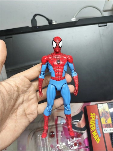 CT Mafex 185 Spider-Man 6" Action Figure - High-Quality Movable ...