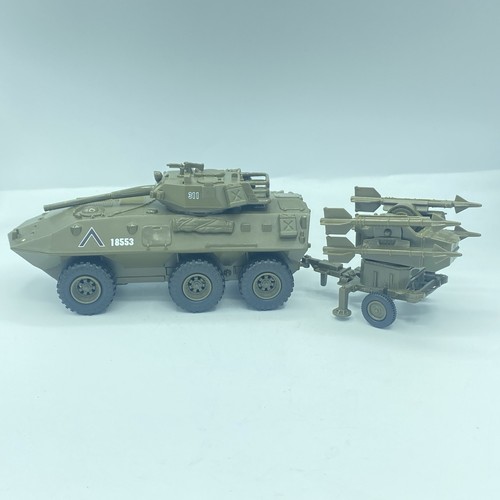 2000 New-Ray Plastic Toy Military Army Tank 6 wheels #18553 & Missile ...