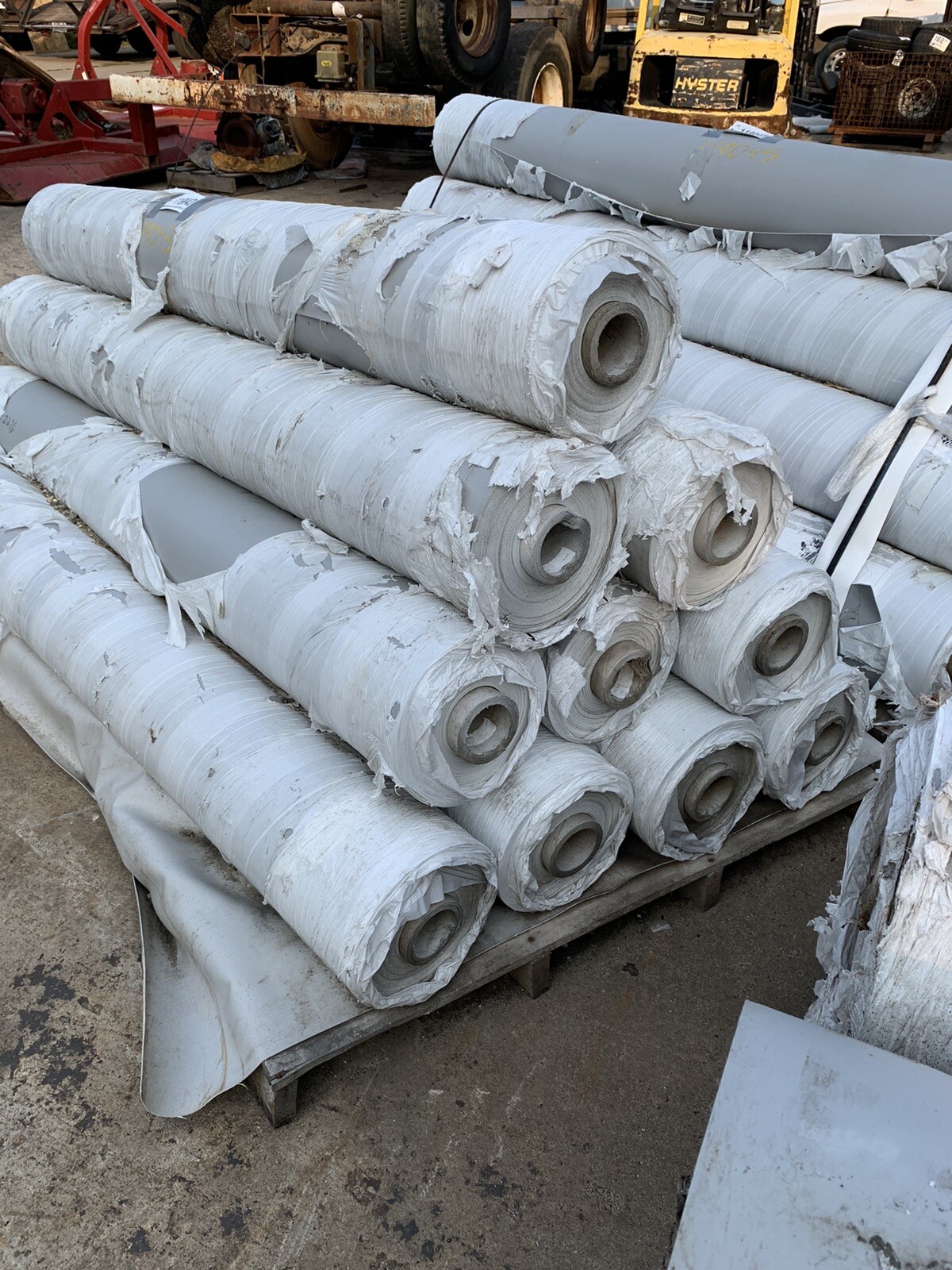 Firestone Ultraply TPO Roofing Membrane Roll 60 mil 90' x 6' coverage ...