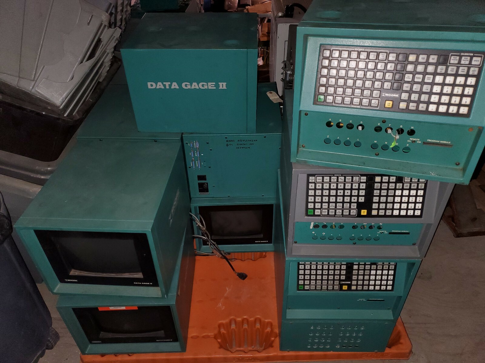 LARGE LOT of Moore Data Gage II Equipment 872ASN2NA Control Body and ...
