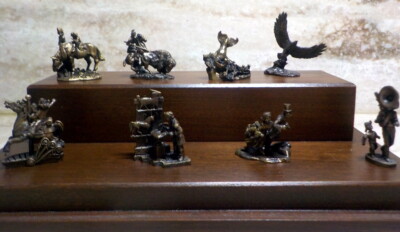 Olszewski Goebel Miniature Set: Americana Bronze with Display | eBay