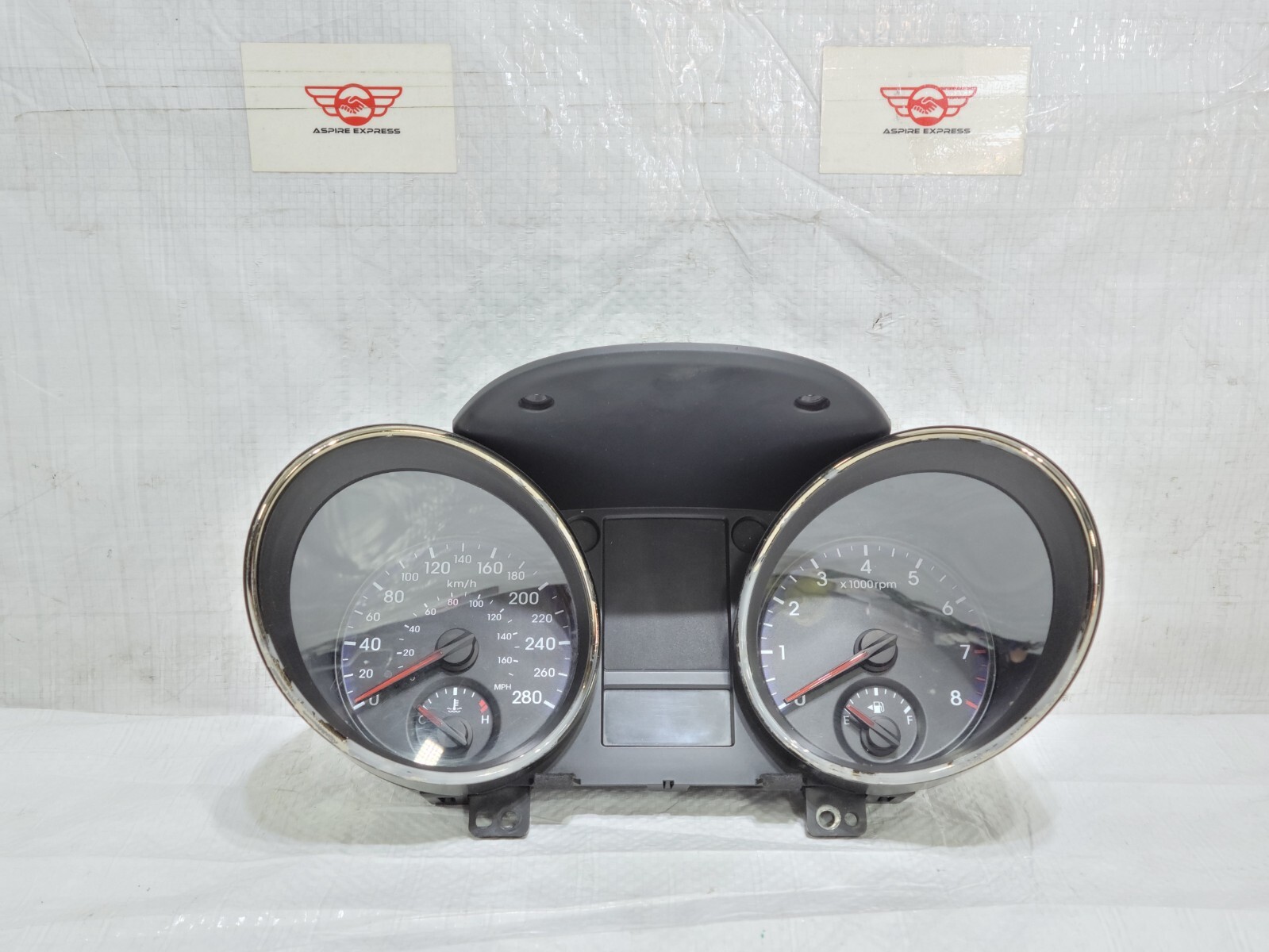 2011-2012 Hyundai Genesis Speedometer Instrument Cluster OEM 94012 ...