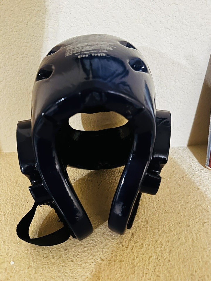 Century Martial Arts Sparring Helmet Headgear Karate TKD MMA Kid Youth ...