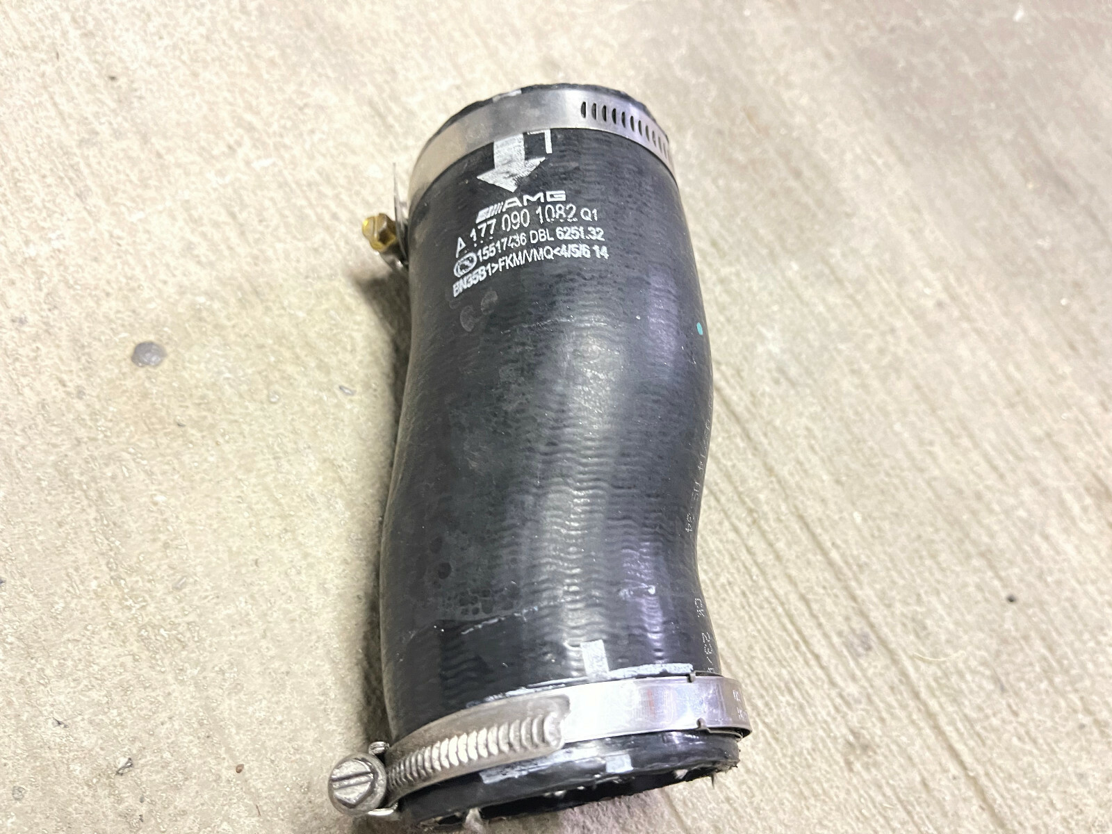 Mercedes Benz C63S GLC63s AMG W205 Top Intercooler Pipe Hose LHS ...