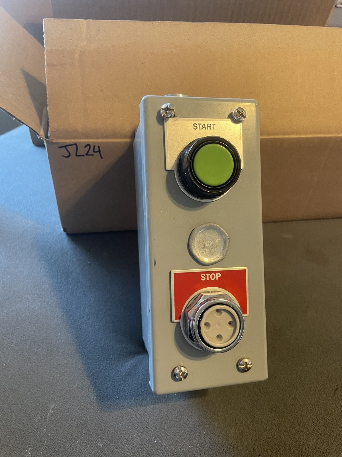 Hammond MPB3 Steel 3 Hole Enclosure NEMA 12 13 for sale online | eBay