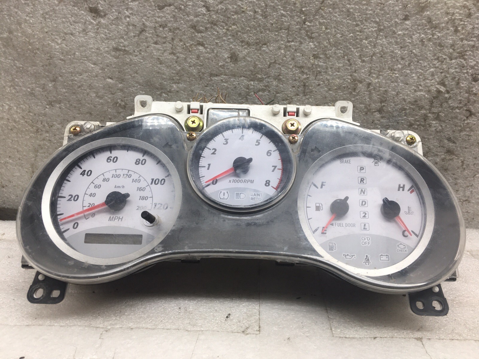 2004 2005 Toyota RAV4 Speedometer Cluster Odometer Instrument #K66 | eBay