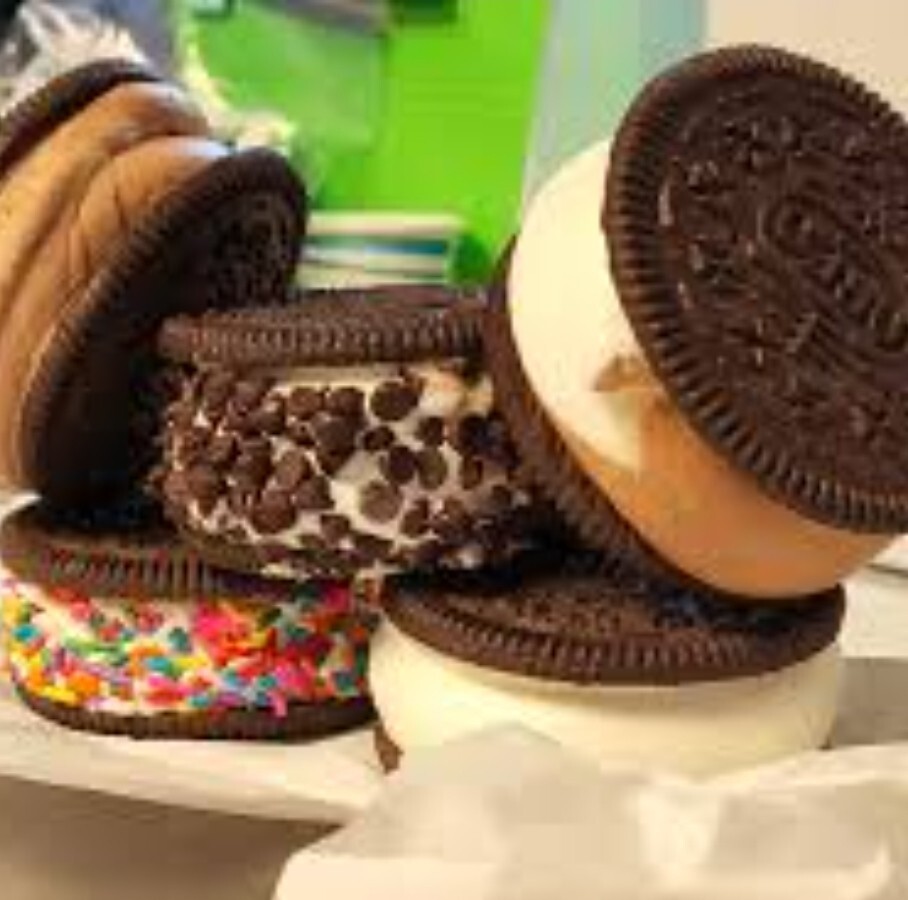 Oreo Wafers 3" Wide Oreos Bulk TO Make Ice Cream Sandwiches Smores Or ...