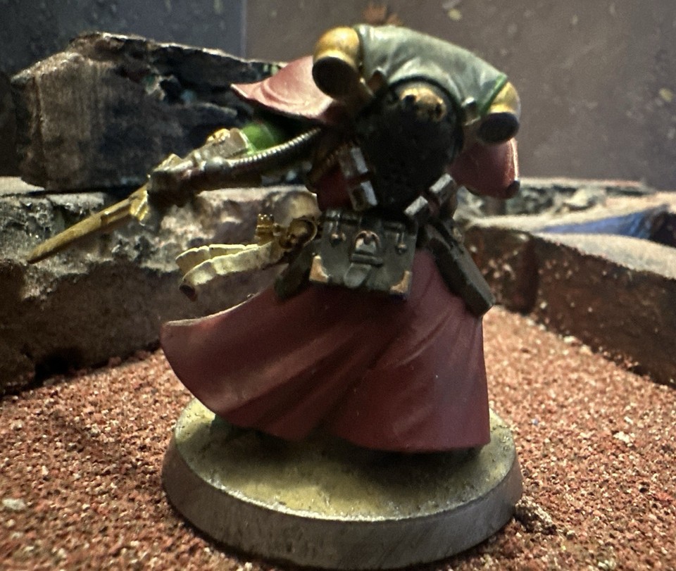 Warhammer 40k Salamanders Primaris Librarian in Phobos Armour, Painted ...