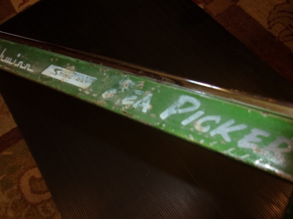 Schwinn Pea Picker Original Paint & Screen 5 Speed Chain Guard Stingray ...