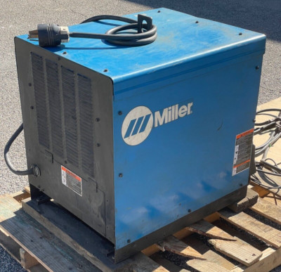 Miller CP-302 MIG Welder 903786 3 Phase 230/460 Volts w/ Spoolmatic 30A ...