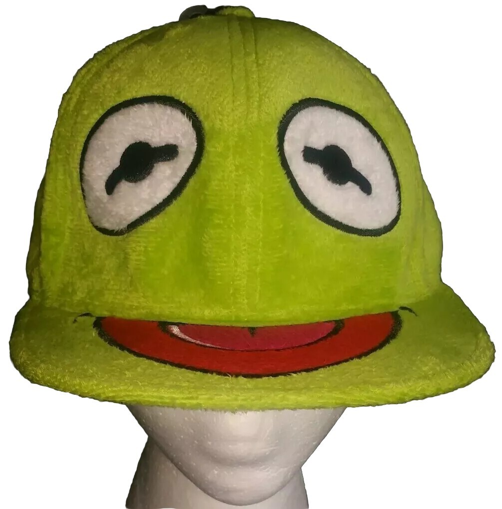 THE MUPPETS Jim Henson Kermit The Frog Silly Face Fuzzy Green Fitted ...