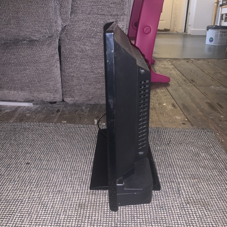 Logik L20HE15 20” Full HD LCD TV Freeview with Remote Control | eBay UK