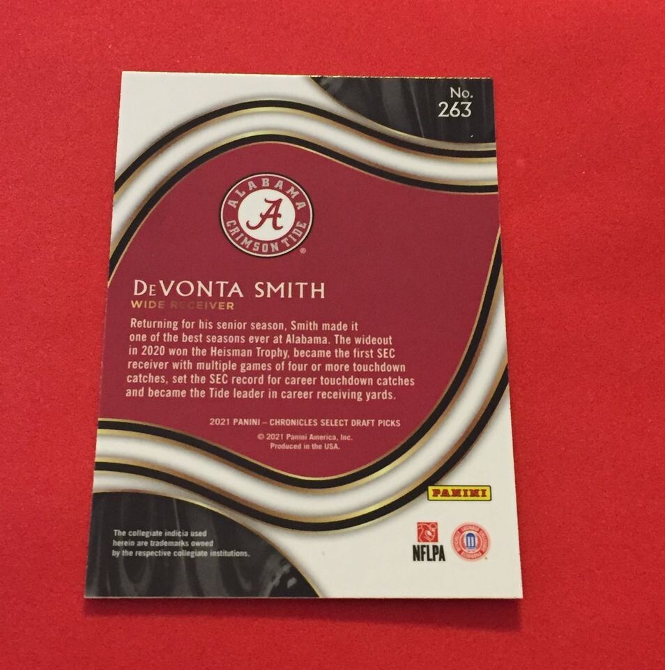 DeVonta Smith .. ROOKIE .. Alabama / Eagles .. 2021 Chronicles Select ...