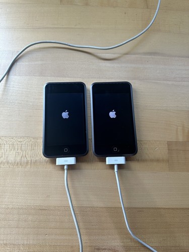 For Parts/Repair - Lot of 2 Apple 32GB & 16GB iPod Touch 1st Gen - A1213/MA627LL | eBay