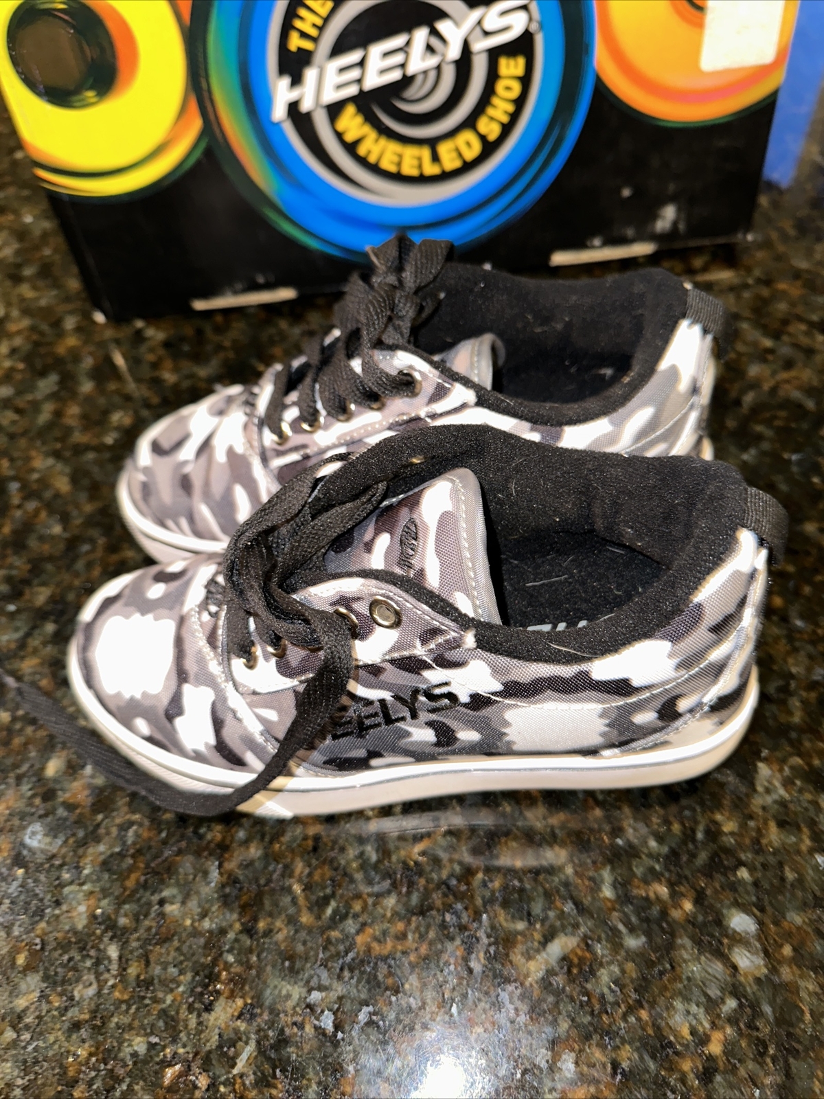 HEELYS Wheeled Shoes | Youth Size 1 | Charcoal - Grey - Camo | Pre ...