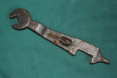 German WW2 BATTLEFIELD RELIC - CAVALRY HORSESHOE SERVICING TOOL WRENCH ...