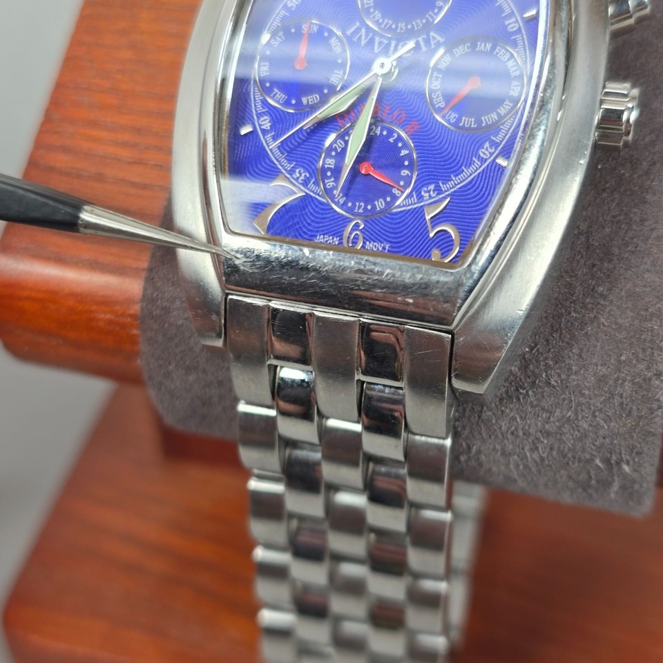 Invicta Diablo II Model 9052 Day Date Month Blue Dial Stainless Tank ...