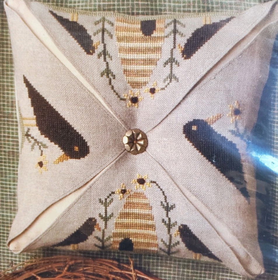 Homespun Elegance Counted Cross Stitch & Applique BEE WATCHERS | eBay