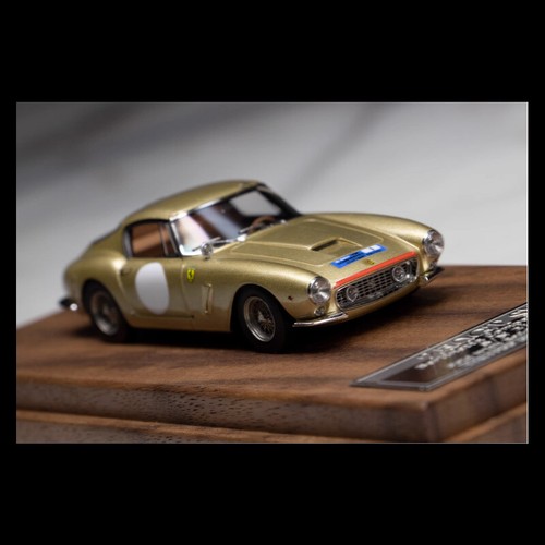 SCM MY64 1:64 Scale Ferrari 250GT SWB Berlinetta Car Model Limited Gold ...