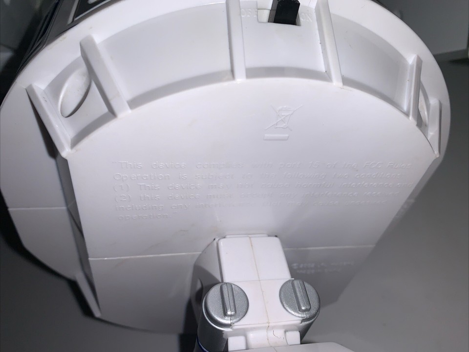 2002 Hasbro Star Wars R2-D2 Voice Activated 16" Astromech Droid READ ...