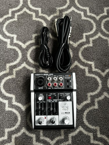 Behringer XENYX 302USB Premium 5-Input Mixer with Mic Preamp and USB ...