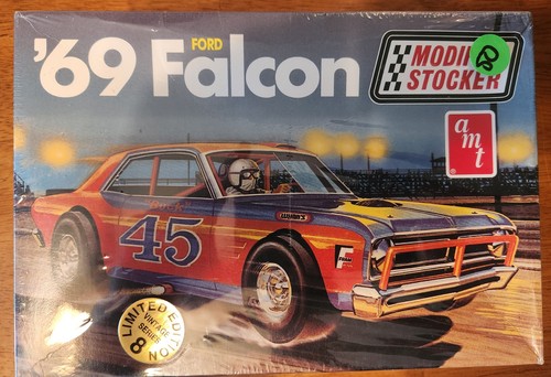 1:25 AMT *MODIFIED STOCKER* 1969 Ford Falcon Stock Car *PLASTIC MODEL ...
