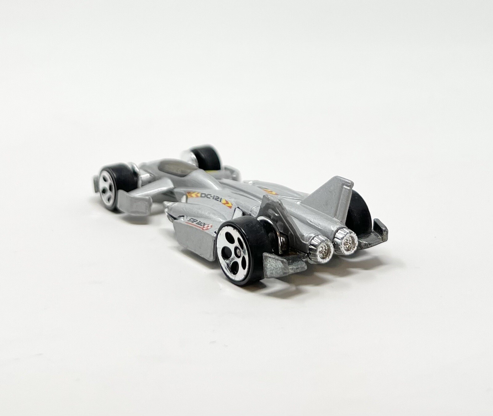 Hot Wheels - Jet Threat 3.0 | 2001 First Edition | Silver | 1:64 | VG ...