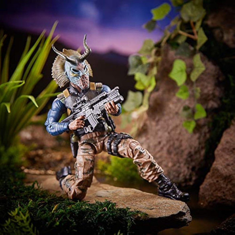 Marvel Legends ~ ERIK KILLMONGER (MILITARY) FIGURE ~ Black Panther ...