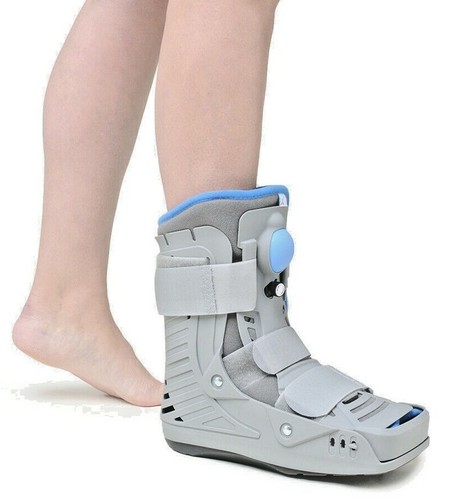Short AIR Walker Boot - Protective Fracture Boot, Lightweight NHS ...