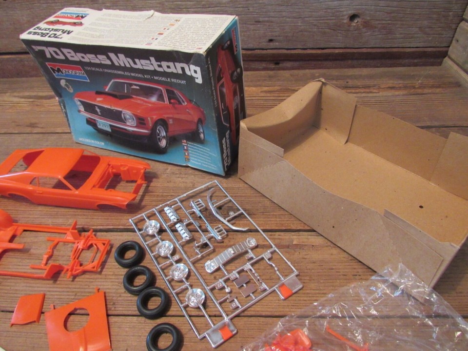 Vintage 1980's Model Kit '70 Boss Mustang Car - JUNKYARD PARTS! | eBay