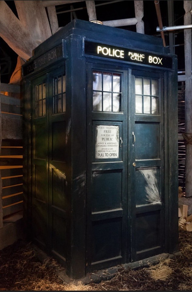 Dr Who War Doctor Tardis (Custom) Lights and Sounds Please See ...