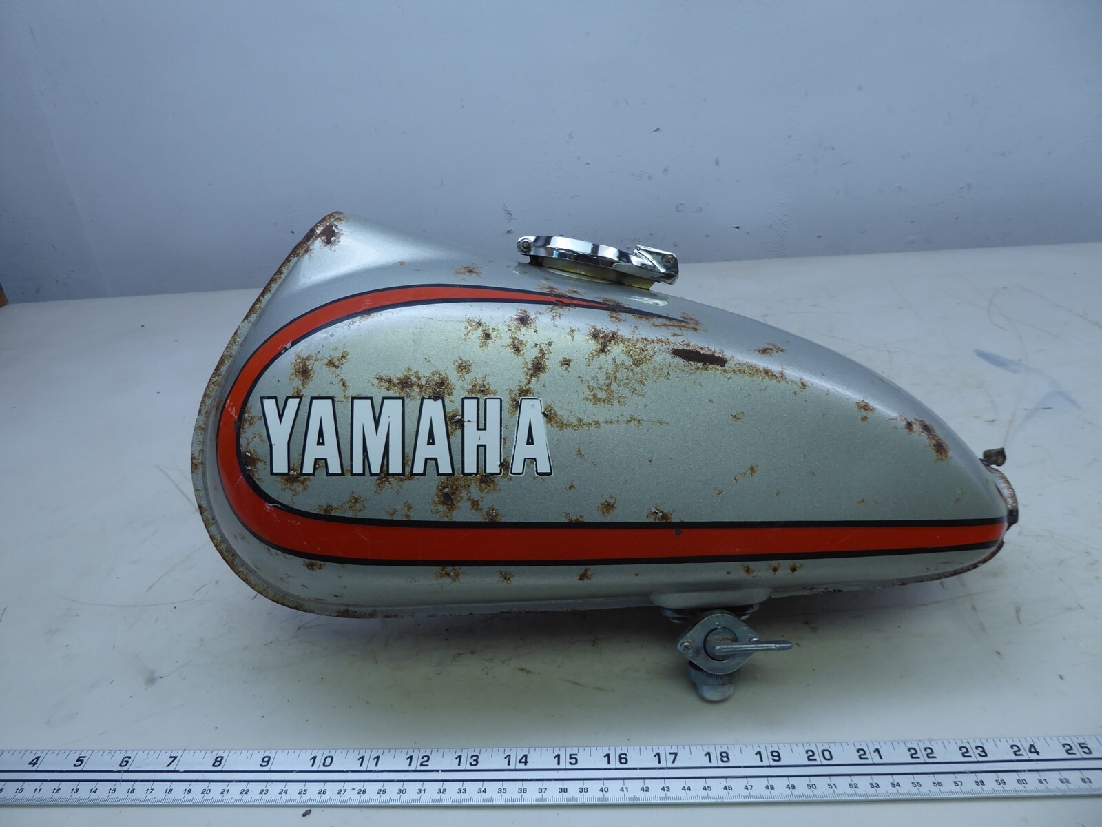 1972-73 Yamaha MX125 DT MX250 DT250 PL1159-22. silver gas fuel petrol ...