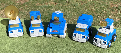 5-in-1 Building Toy STEM Peace Defender Robot Figure Military Vehicle ...