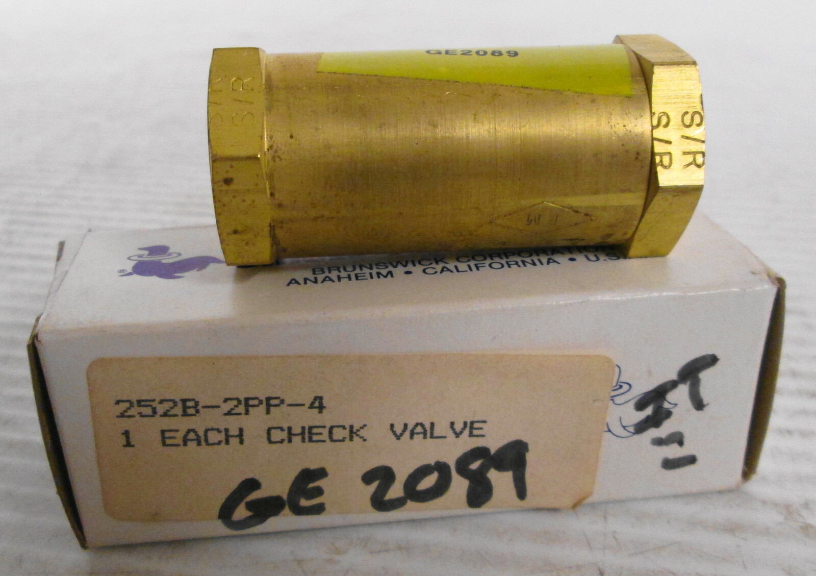 Circle Seal 252B-2PP-4 Check Valve 3000PSI GN6 | eBay