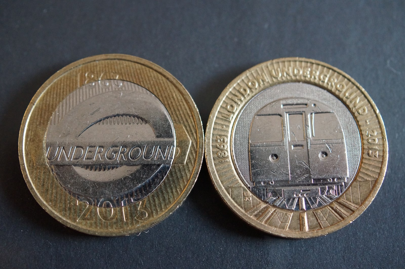 2013 London Underground Train & Roundel £2 Two Pound Coins | eBay