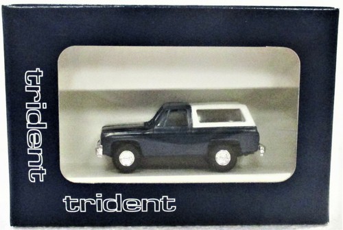 HO Scale Trident Miniatures 900012 Blue/White Chevrolet Full Size 2 ...