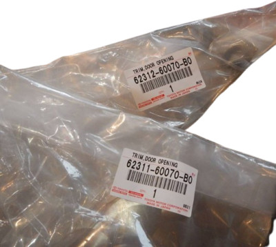 TOYOTA GENUINE WEATHERSTRIP FRONT DOOR OPENING TRIM RH&LH SET 62311 ...