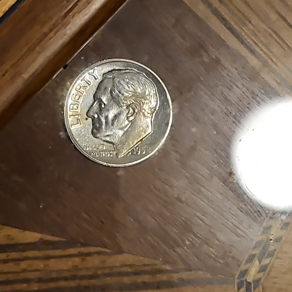 Vintage Silver Coin Clock 1888 Silver Dollar 1958 Silver Half Dollar ...